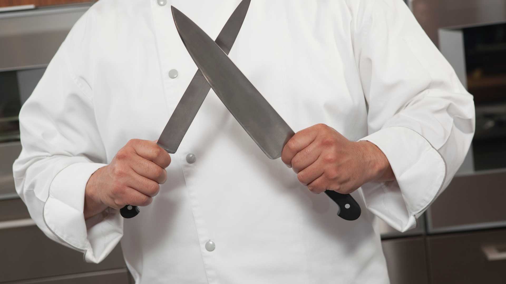 How to Dispose of Kitchen Knives Safely & Responsibly in UK?